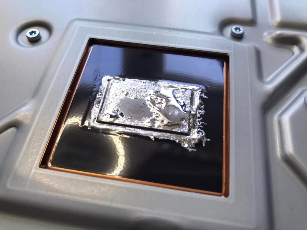 PS5 Liquid Metal - What Is It & How To Replace It - DeeperTek